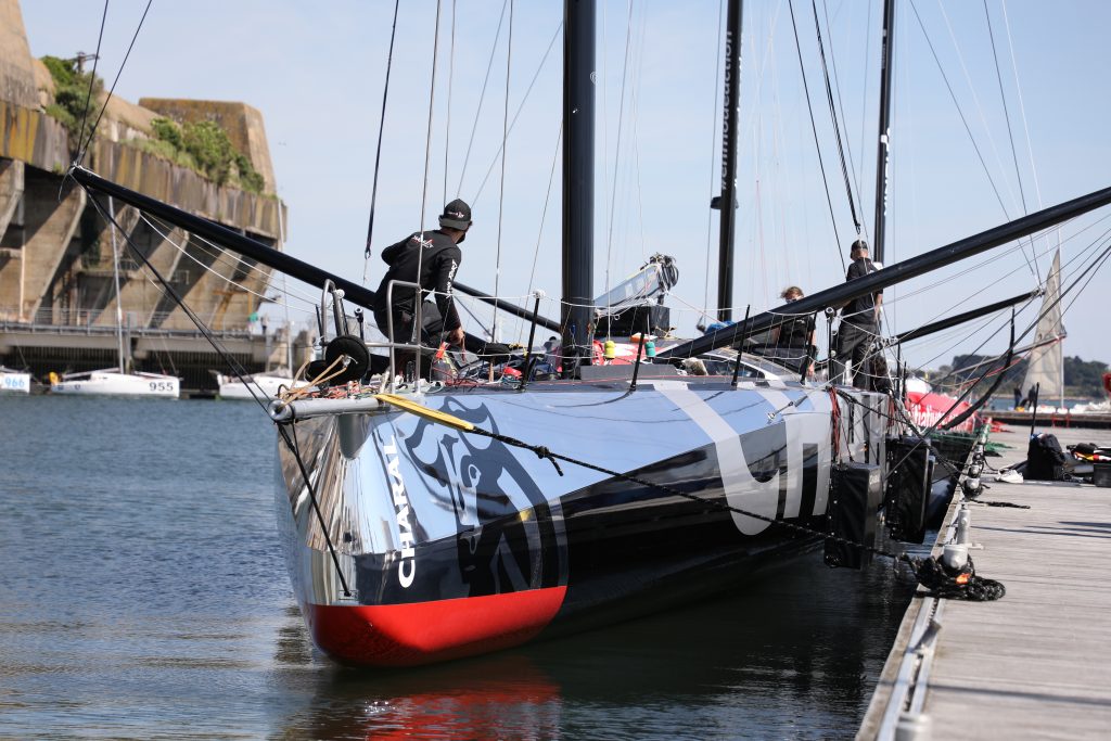 L’IMOCA Charal remis à l’eau | Charal Sailing Team