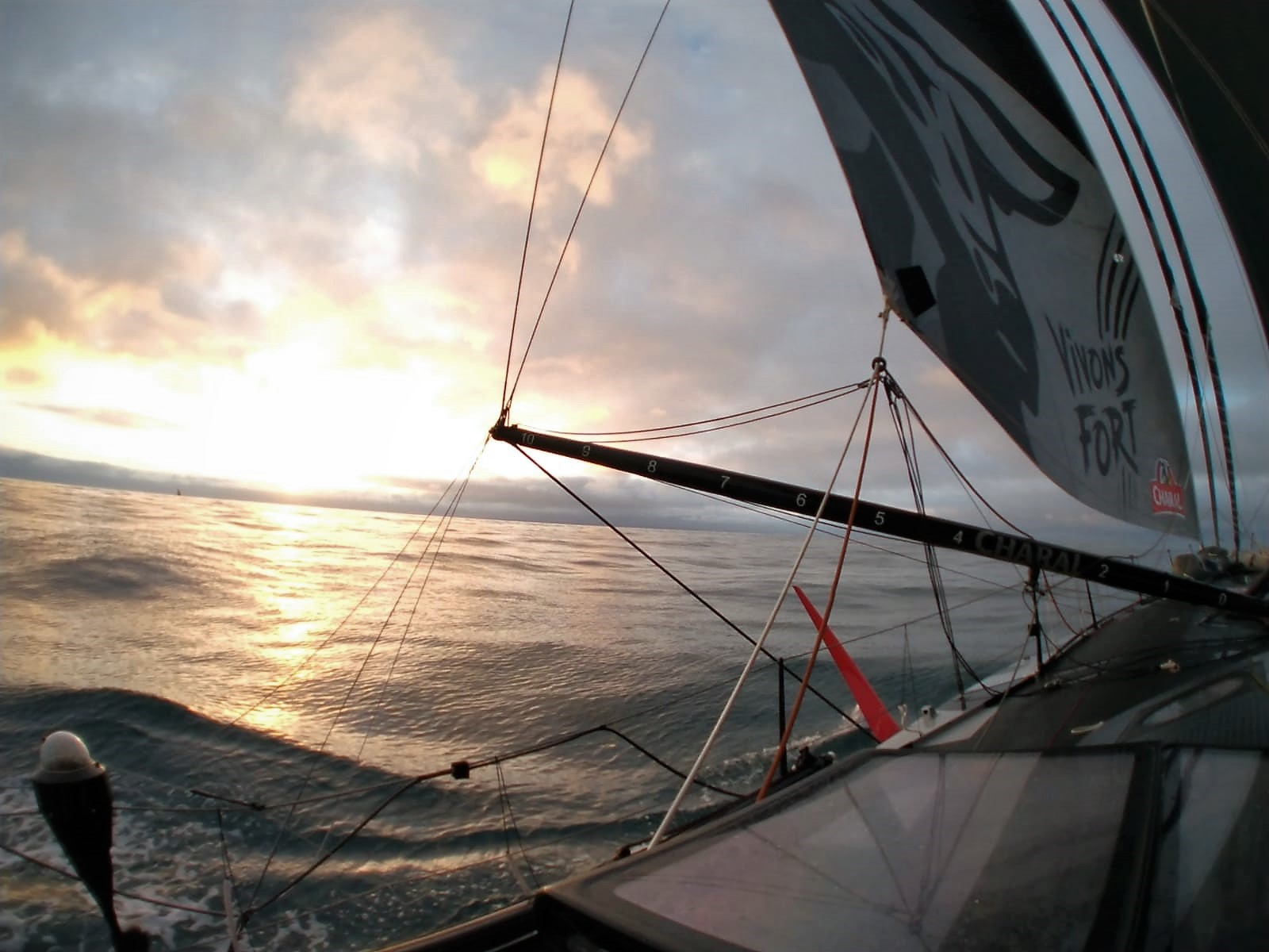 Une flotte à reculons | Charal Sailing Team